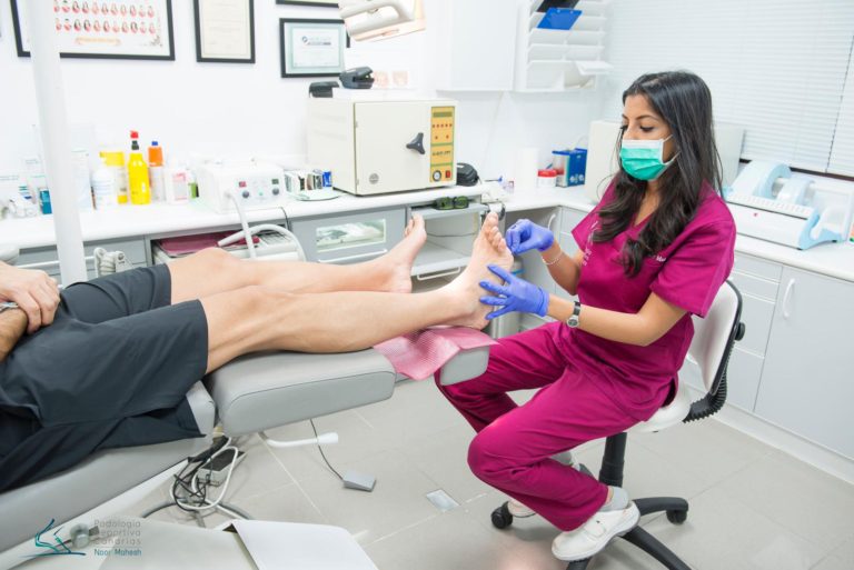 Podólogo Tenerife, La importancia de ir al Podólogo | Tel. 666 700 290